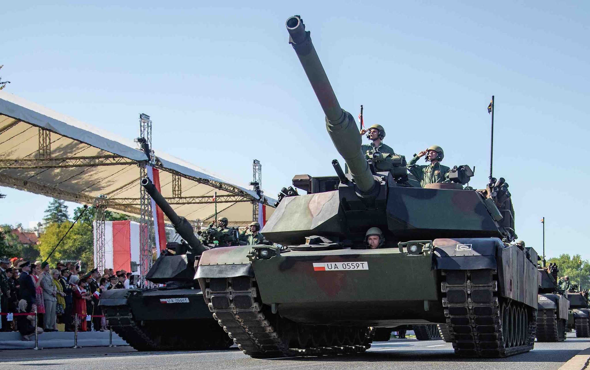Poland and Britain Poised to Finalise Landmark Security Pact - Defence ...